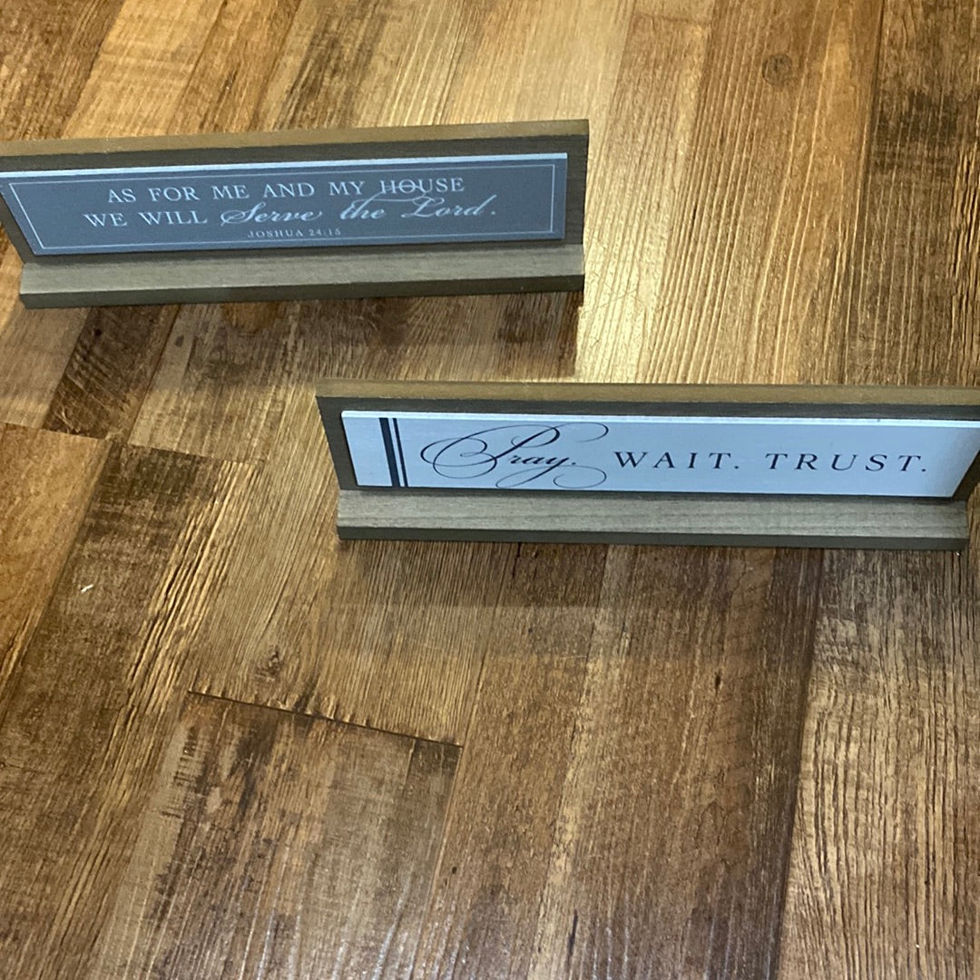 Serve The Lord/Pray Wood Sign – Ellington Gift Co